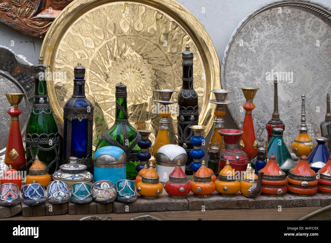 Antique glassware hi-res stock photography and images - Alamy