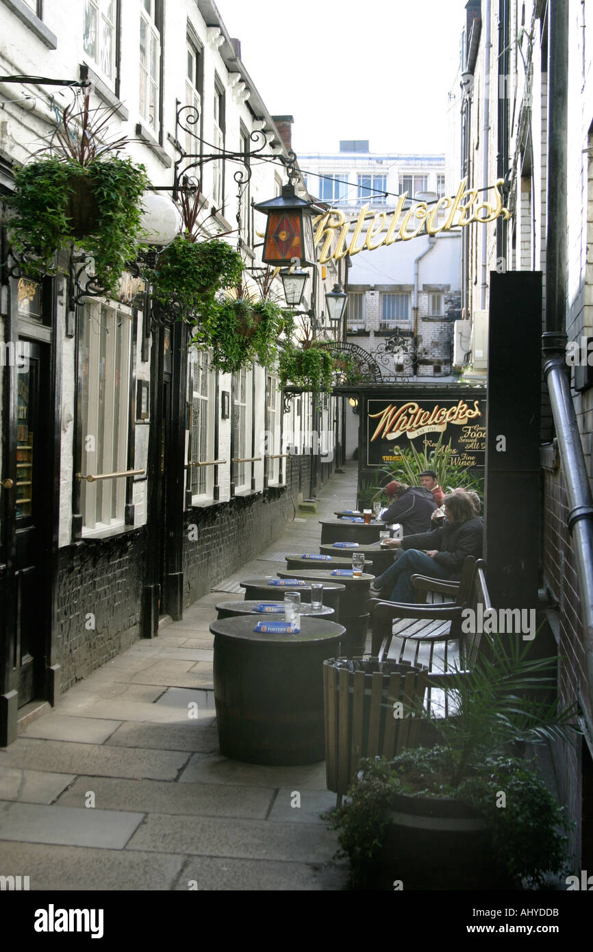 Whitelocks hi-res stock photography and images - Alamy