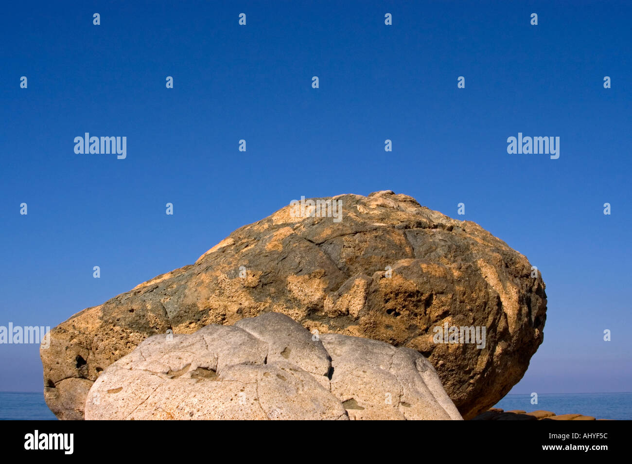 Large Rocks at Shore San Diego California Stock Photo - Alamy