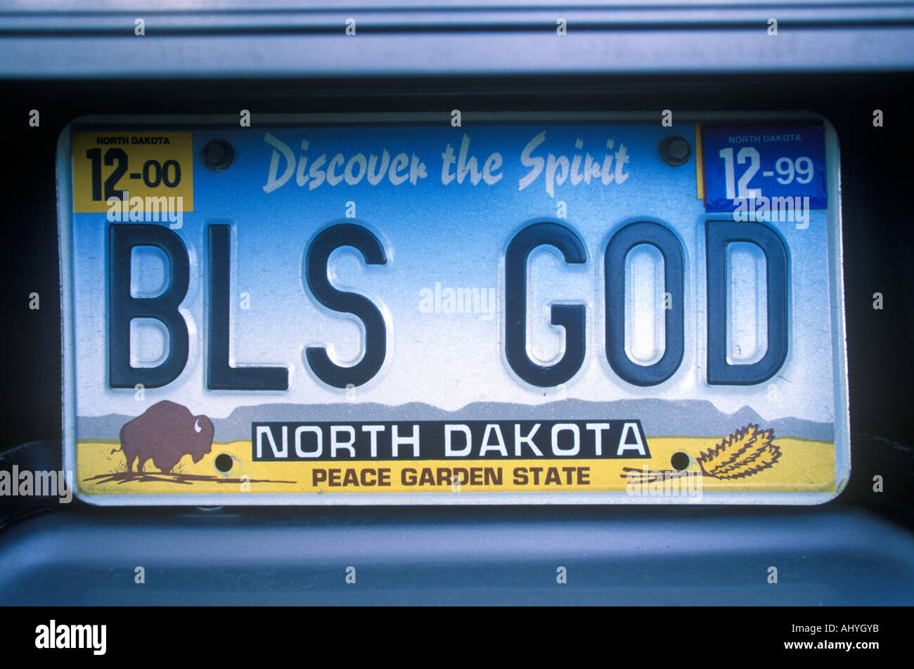 North dakota license plate hi-res stock photography and images - Alamy