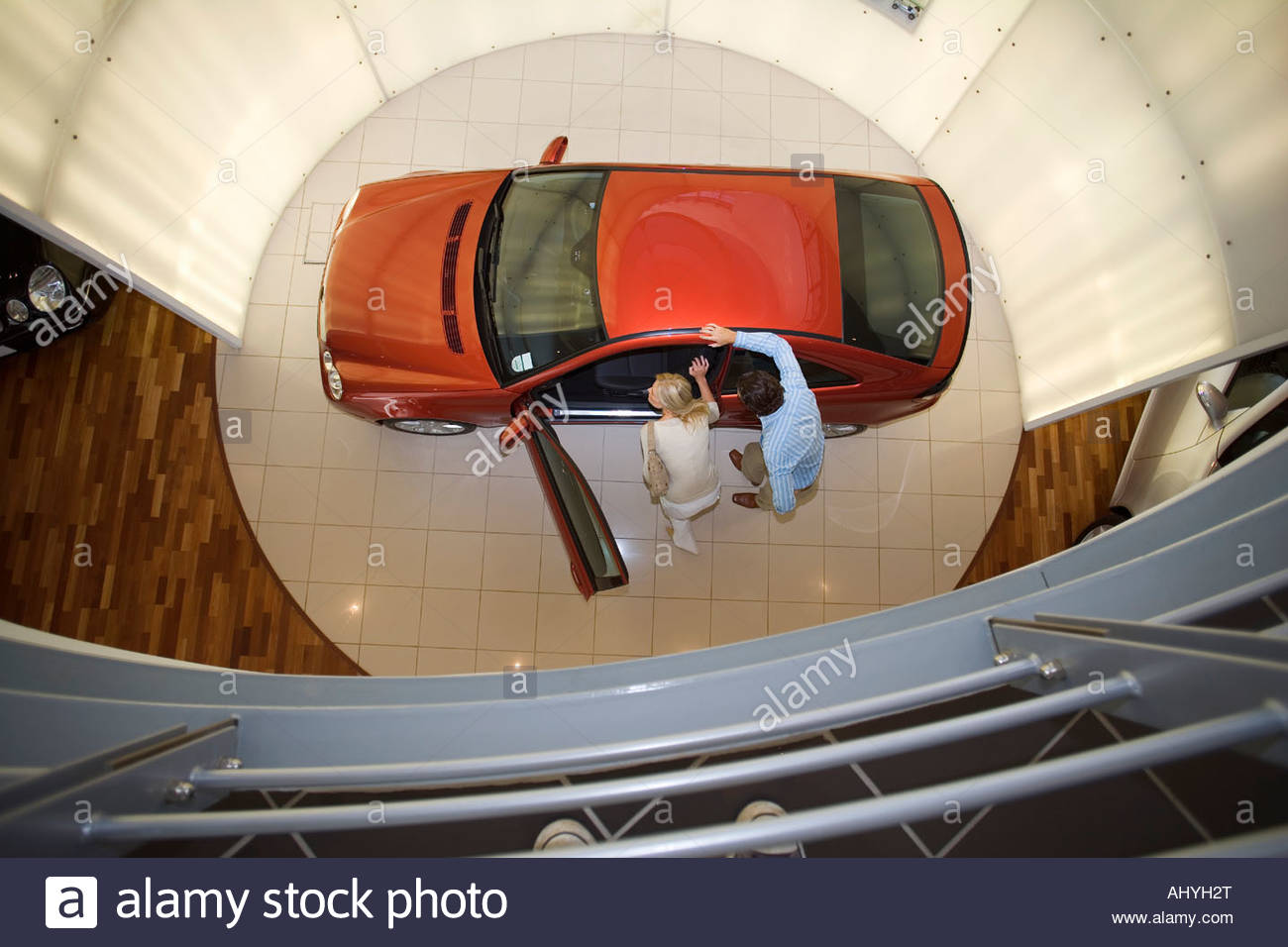 Overhead Car Stock Photos & Overhead Car Stock Images - Alamy
