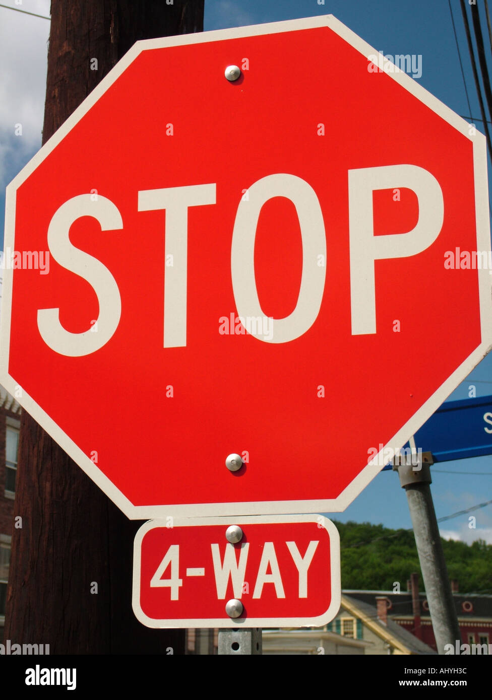 Arret Sign Stock Photos & Arret Sign Stock Images - Alamy