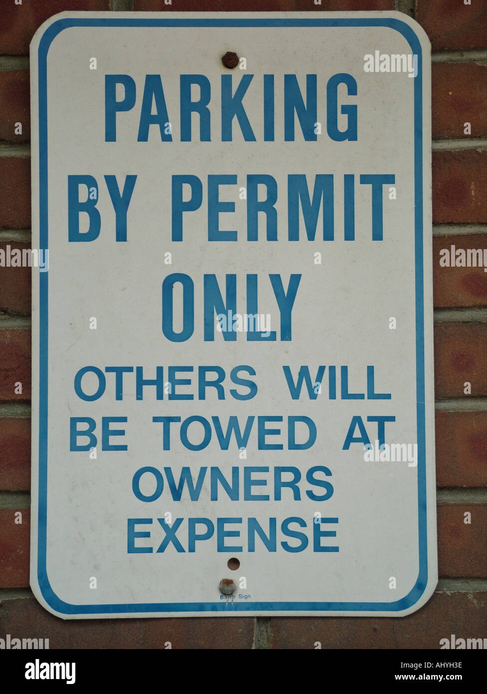 AJD45811, road sign, Parking By Permit Only sign Stock Photo - Alamy