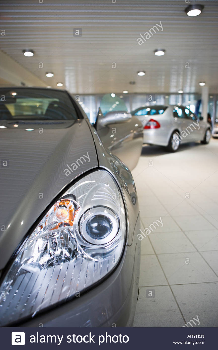 Cars Parked Too Close Stock Photos & Cars Parked Too Close Stock Images ...