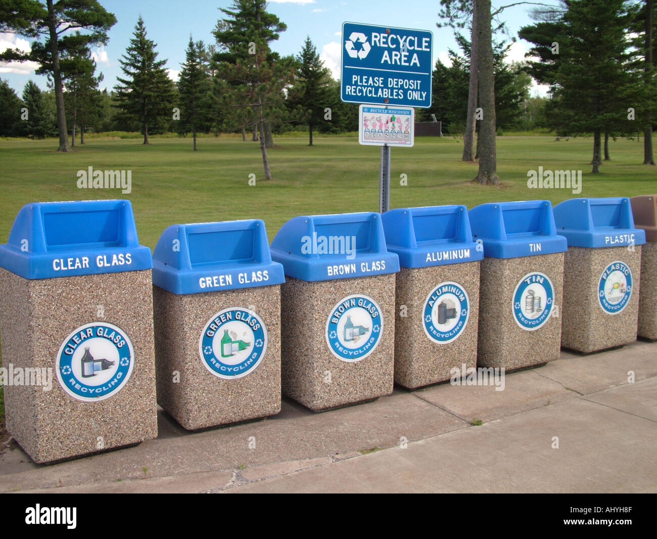 Recycling drop off containers hi-res stock photography and images - Alamy