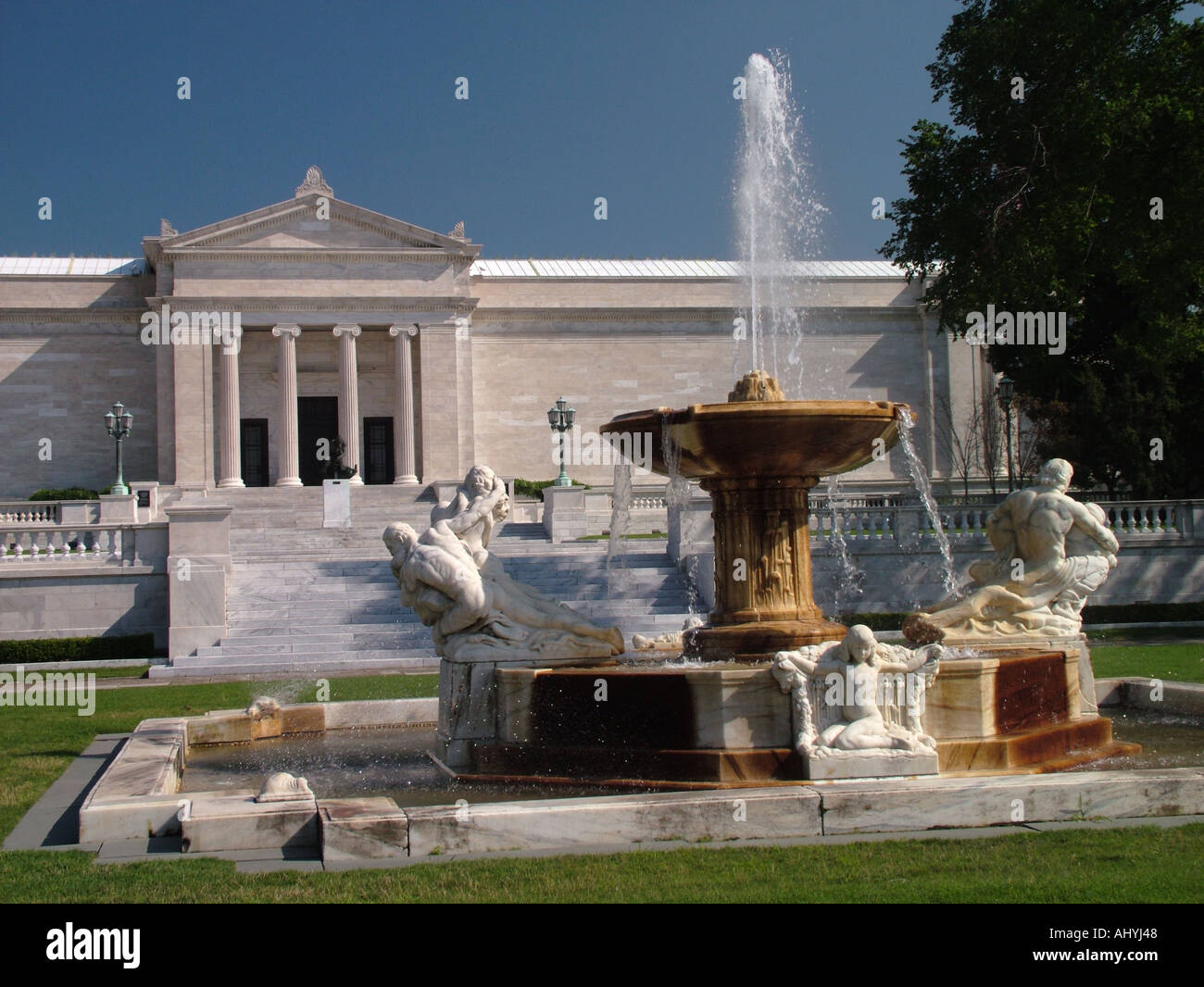 Cleveland public art hi-res stock photography and images - Alamy