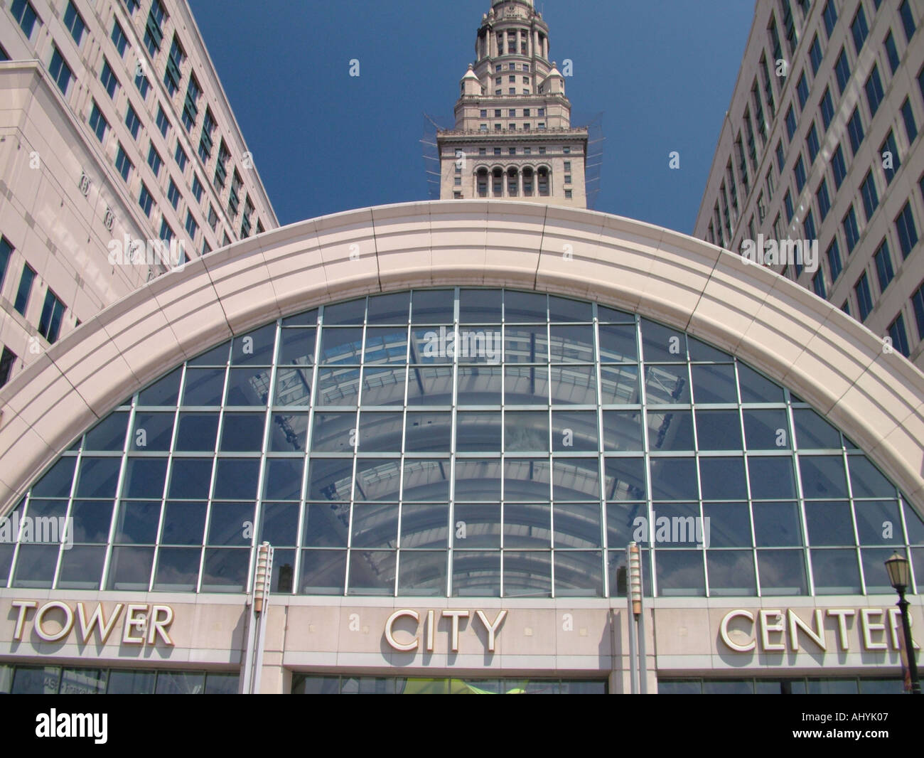 Historic cleveland terminal tower hi-res stock photography and images ...