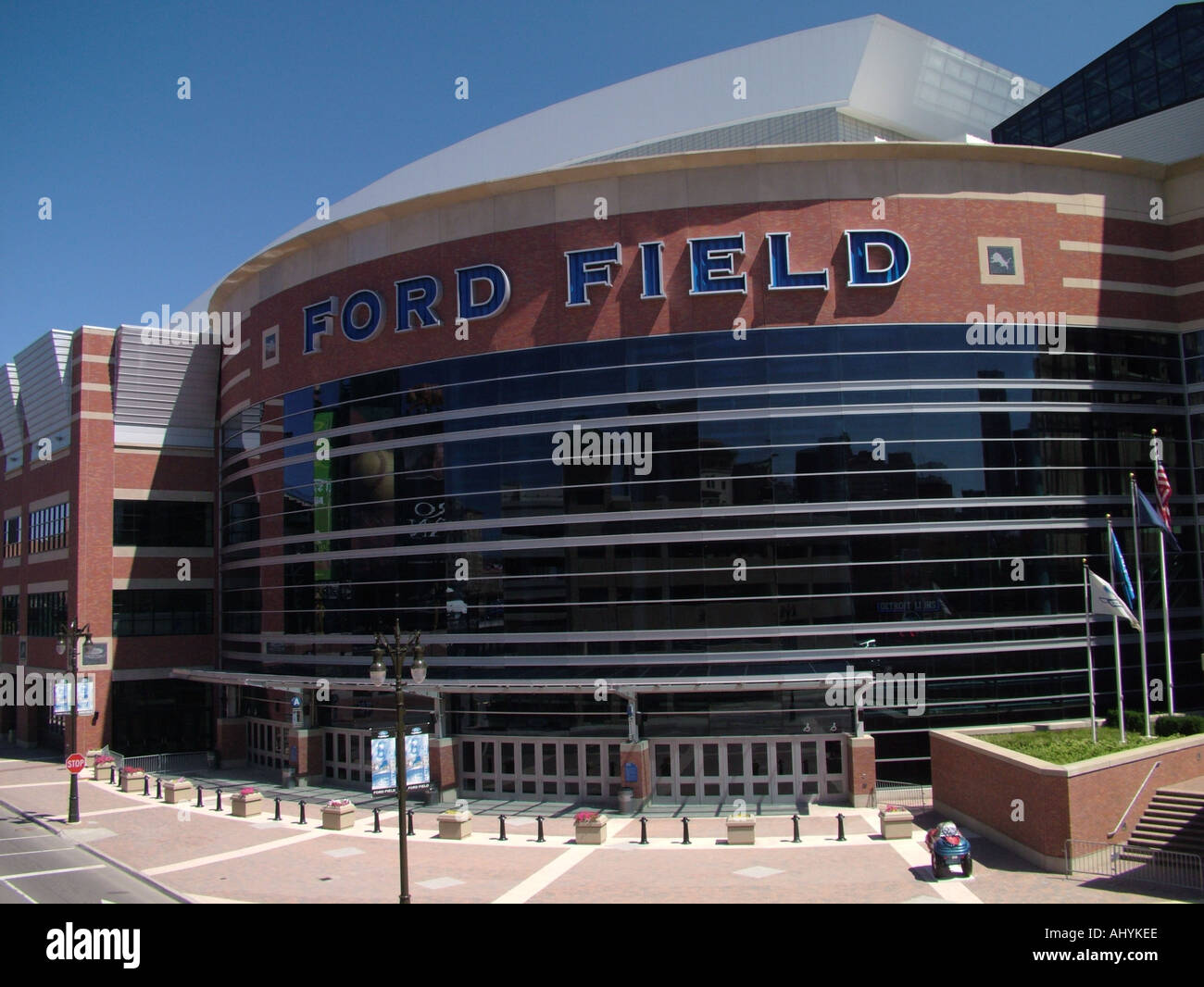 Ford field stadium detroit lions hi-res stock photography and images ...