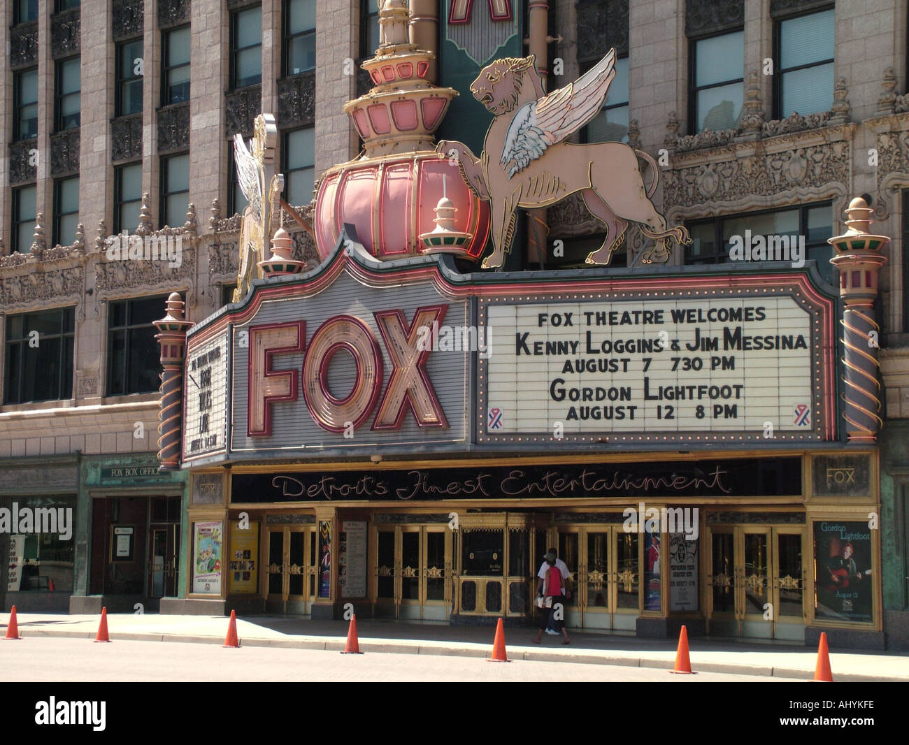 Fox theater detroit hi-res stock photography and images - Alamy