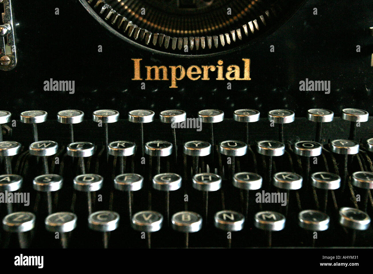 Imperial typewriter hi-res stock photography and images - Alamy