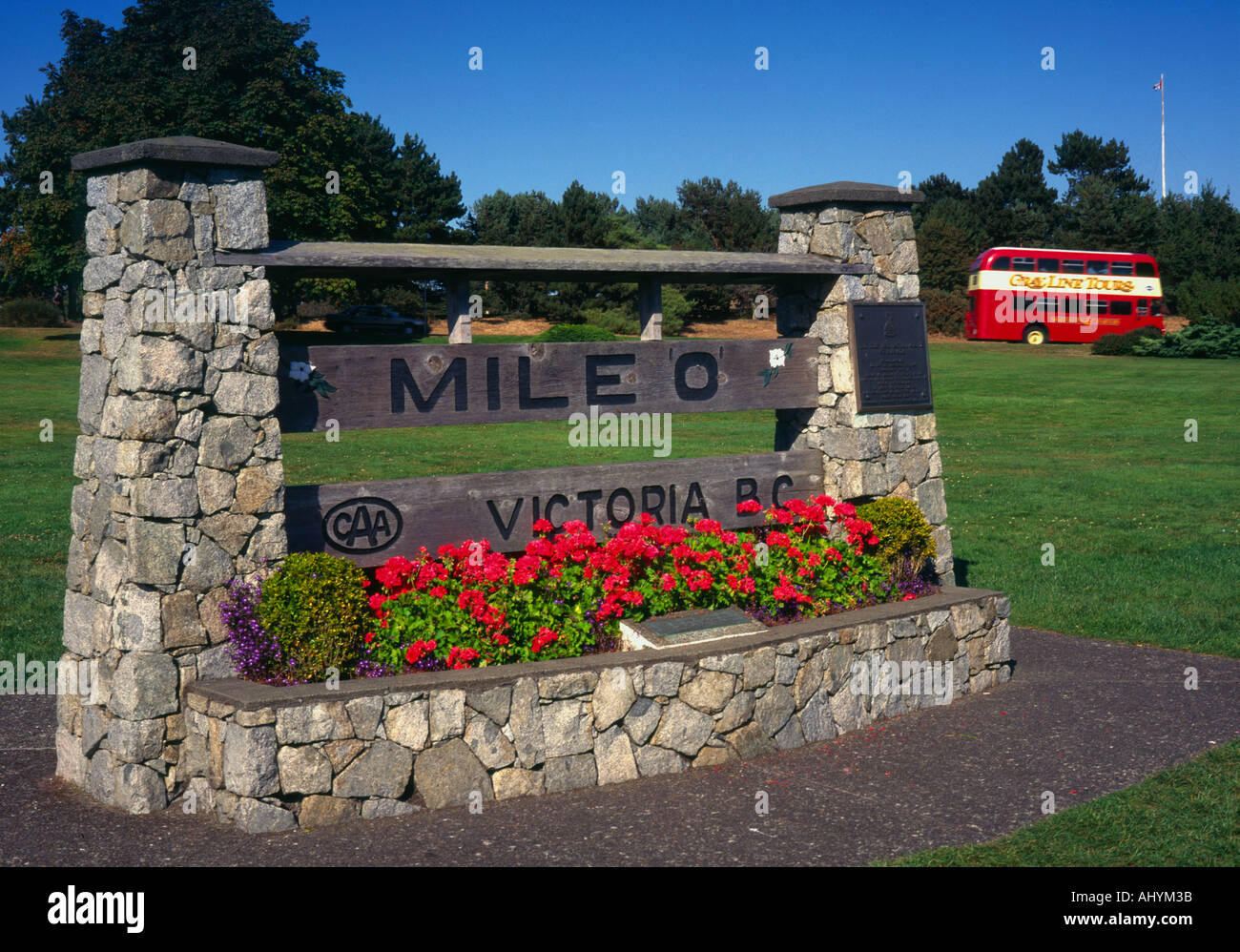 Canada british columbia victoria double decker hi-res stock photography ...