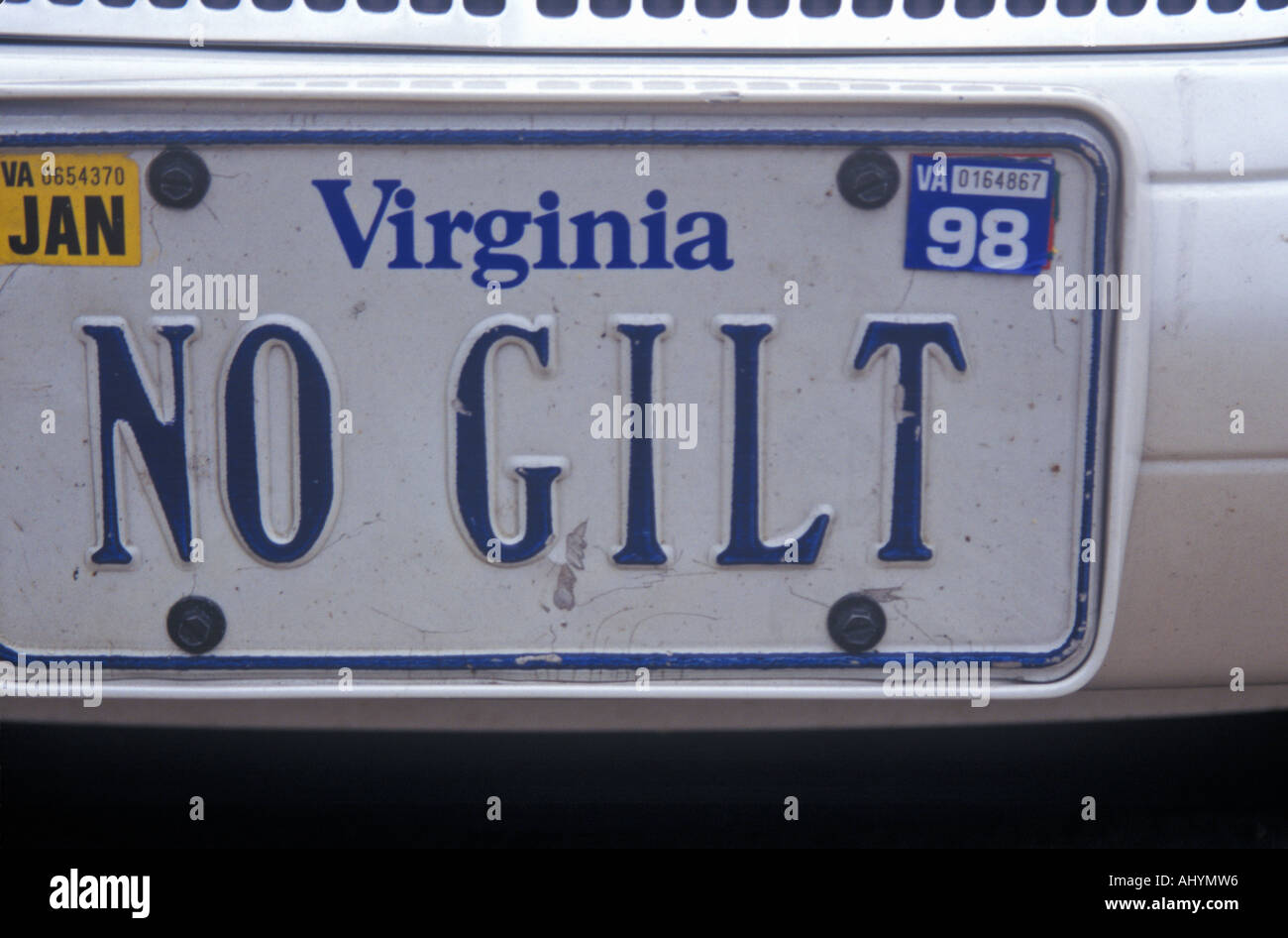 Car with no license plates hi-res stock photography and images - Alamy