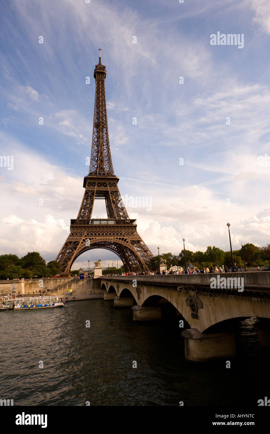 Pont d iena bridge hi-res stock photography and images - Alamy