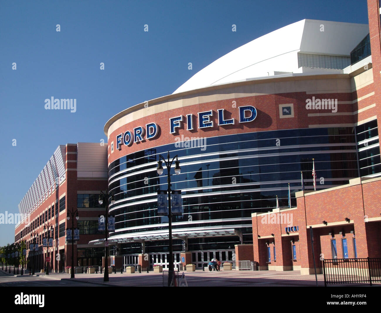 Ford building detroit hi-res stock photography and images - Alamy