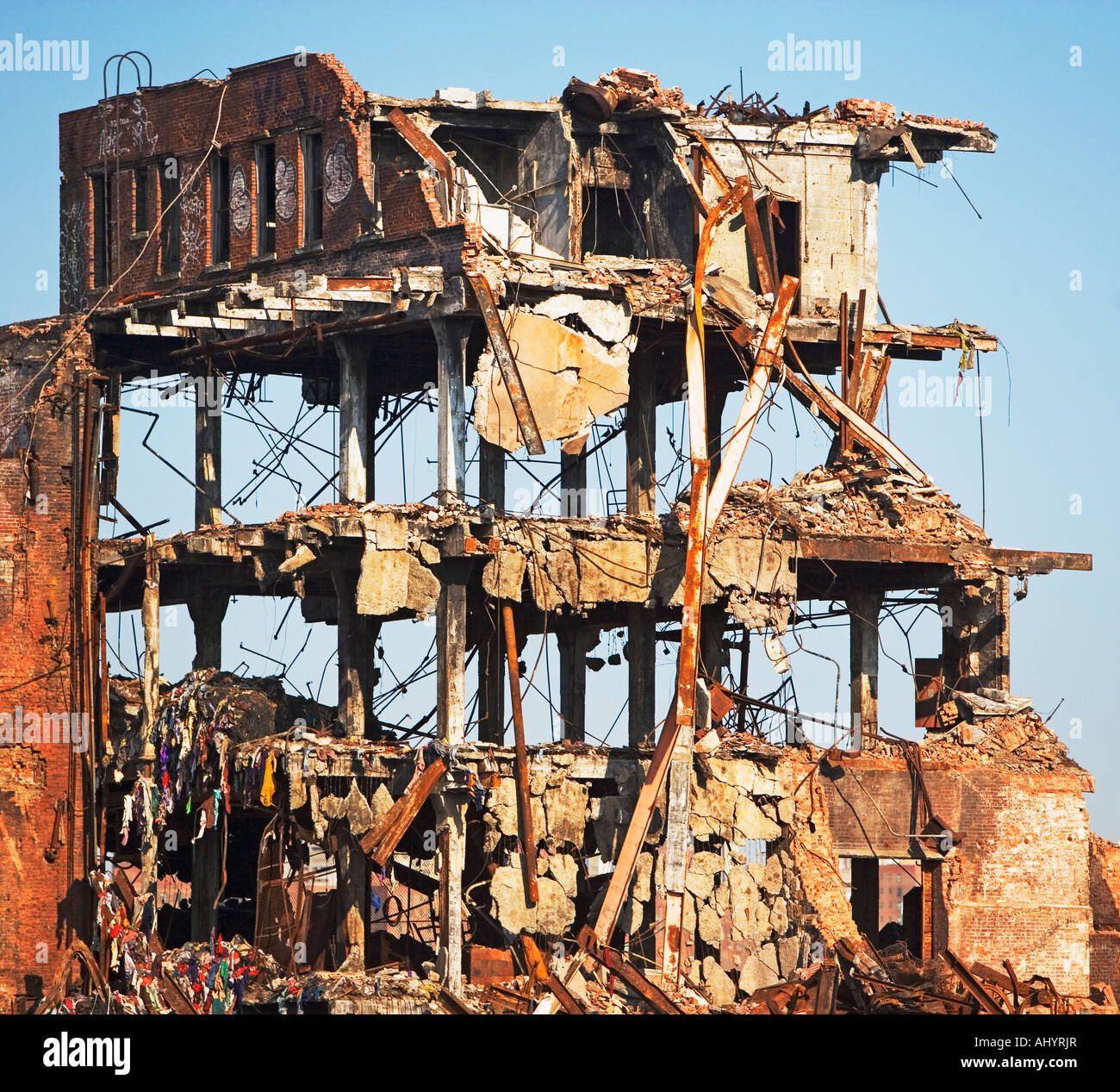 Building to be demolished hi-res stock photography and images - Alamy