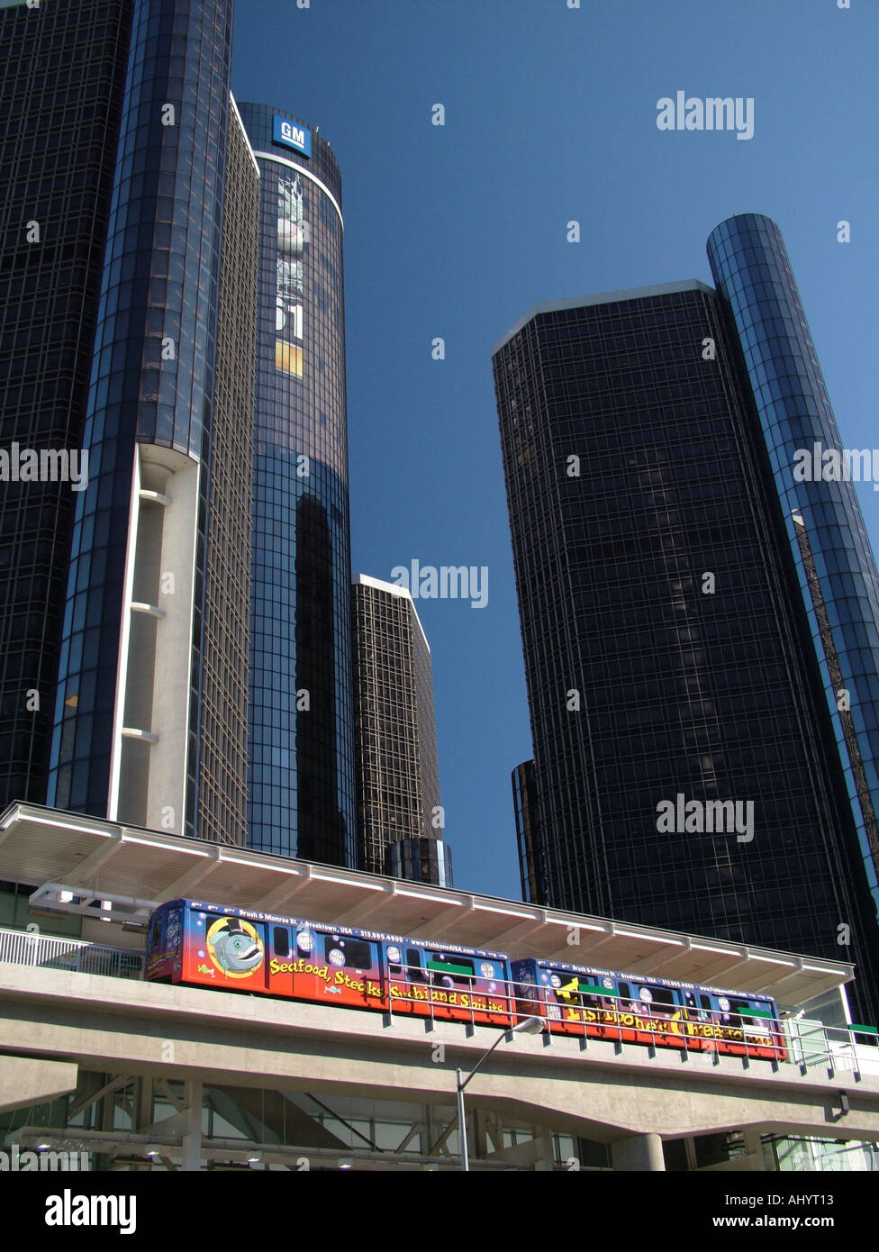 Renaissance center detroit aerial hi-res stock photography and images ...