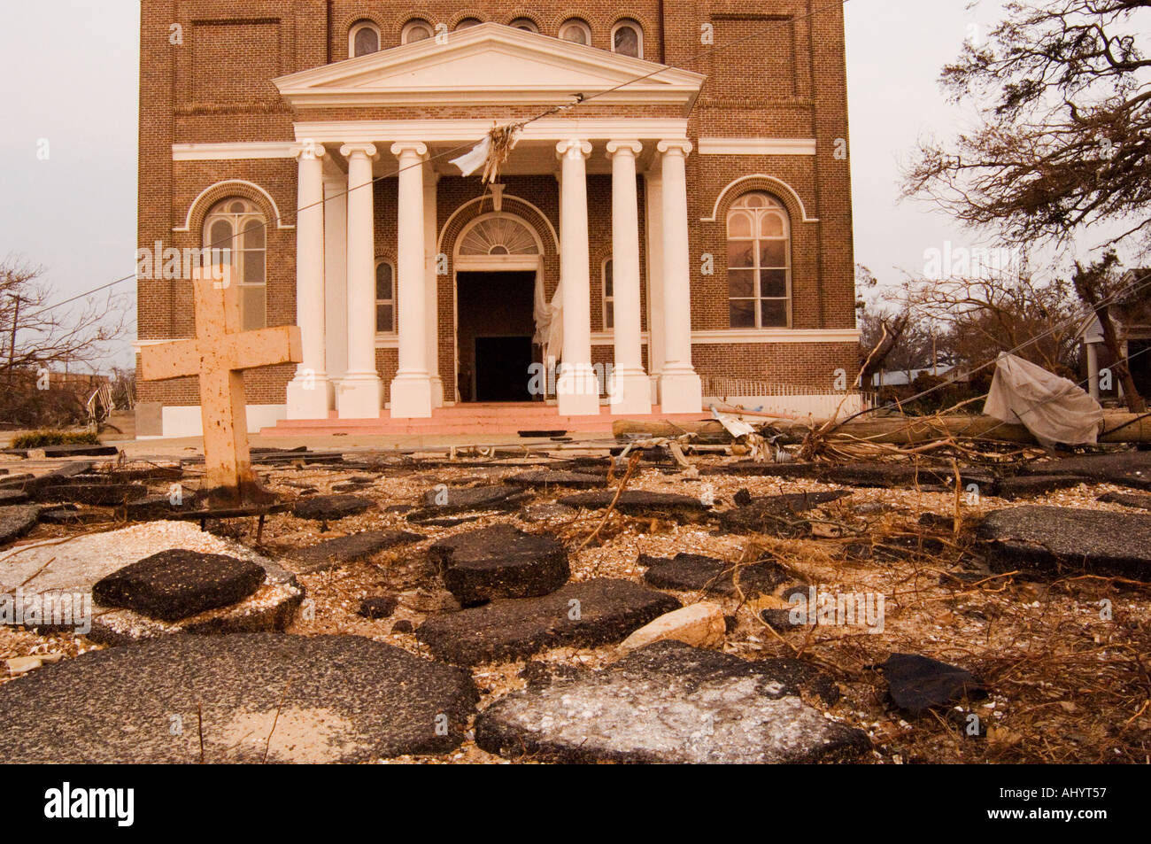 Hurricane katrina damage in bay hi-res stock photography and images - Alamy