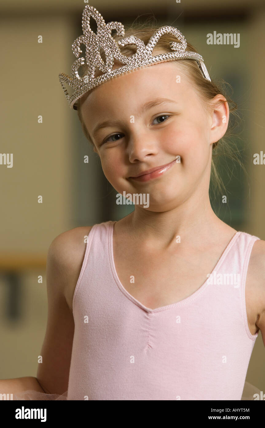 Girl wearing tiara Stock Photo - Alamy