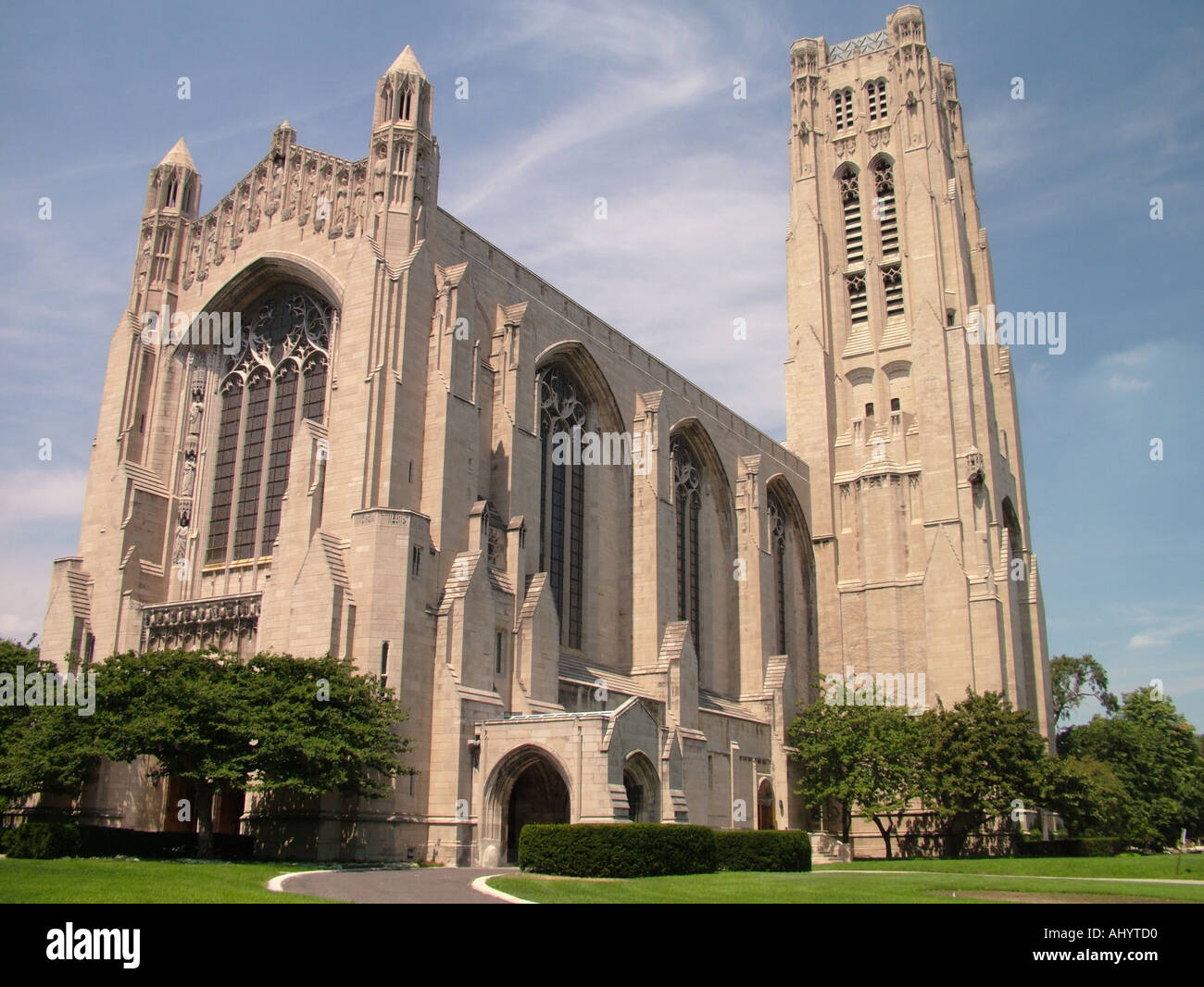 Chicago churches hi-res stock photography and images - Alamy