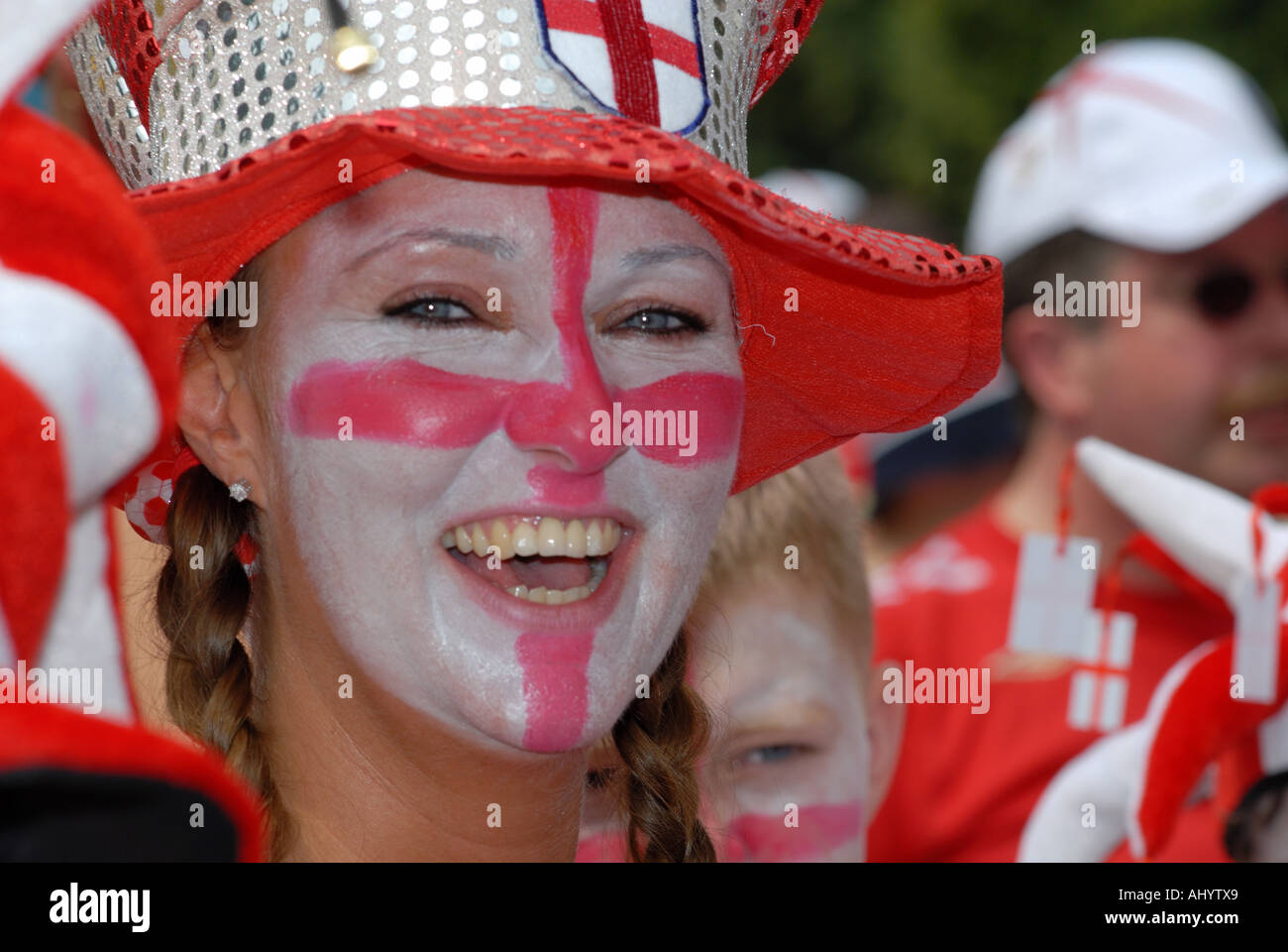 English fan painted national hi-res stock photography and images - Alamy