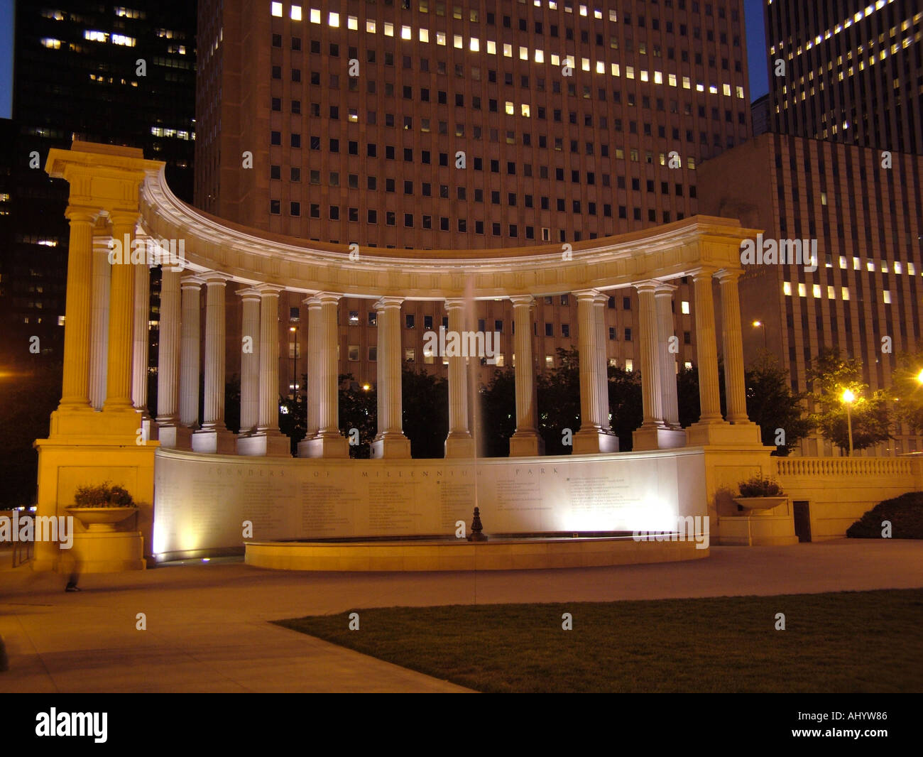 Replica of peristyle columns hi-res stock photography and images - Alamy