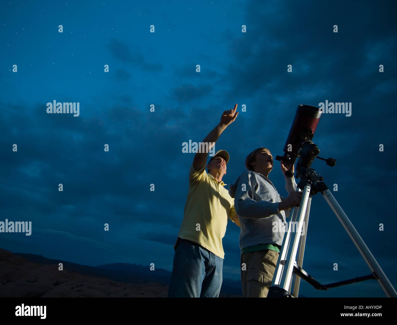 Astronomy telescope hi-res stock photography and images - Alamy