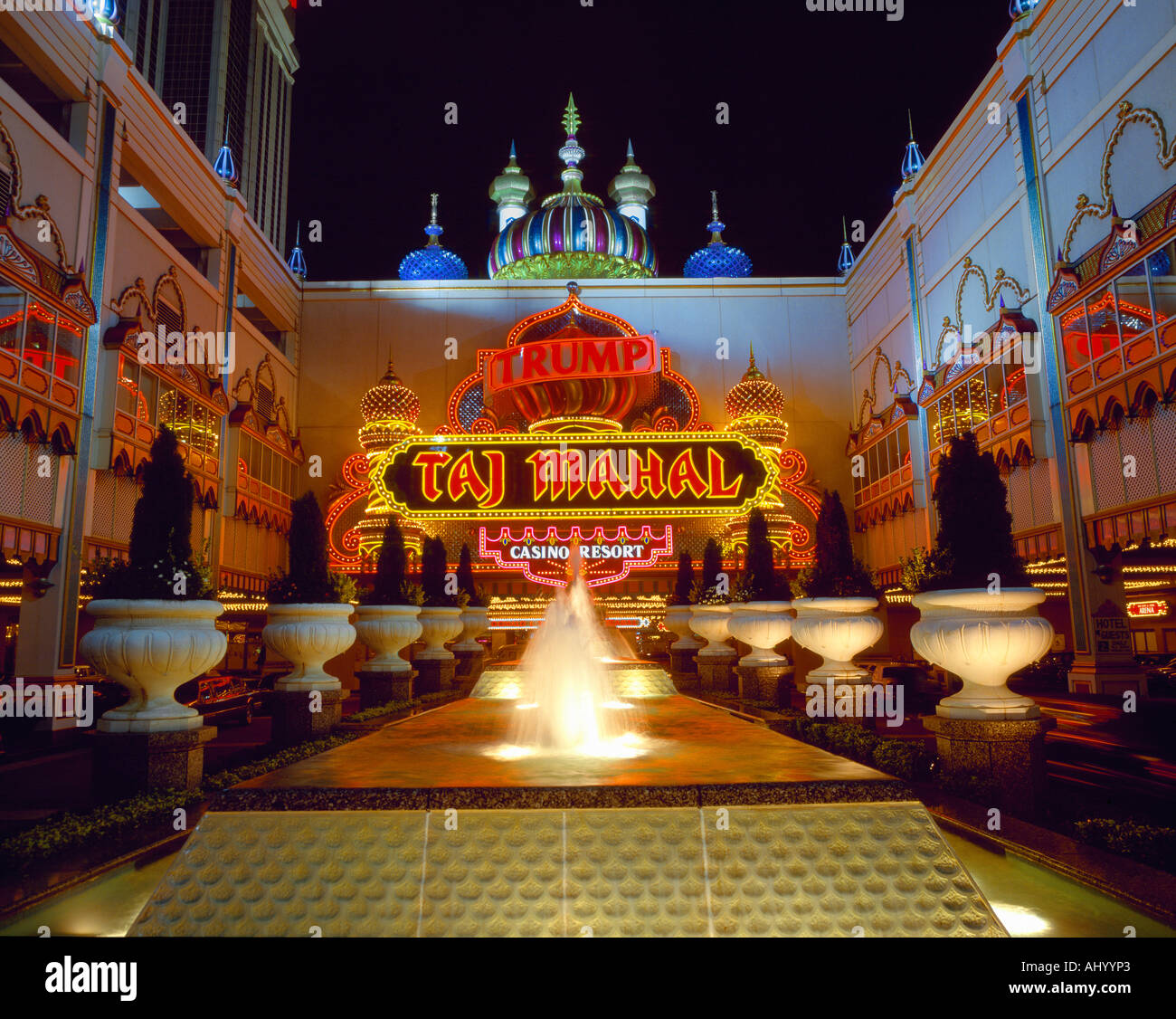 Trump Taj Mahal Atlantic City New Jersey Stock Photo - Alamy