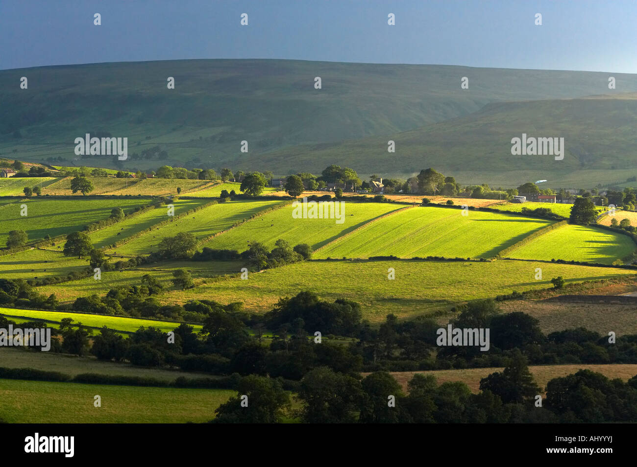Castleton Yorkshire High Resolution Stock Photography and Images - Alamy