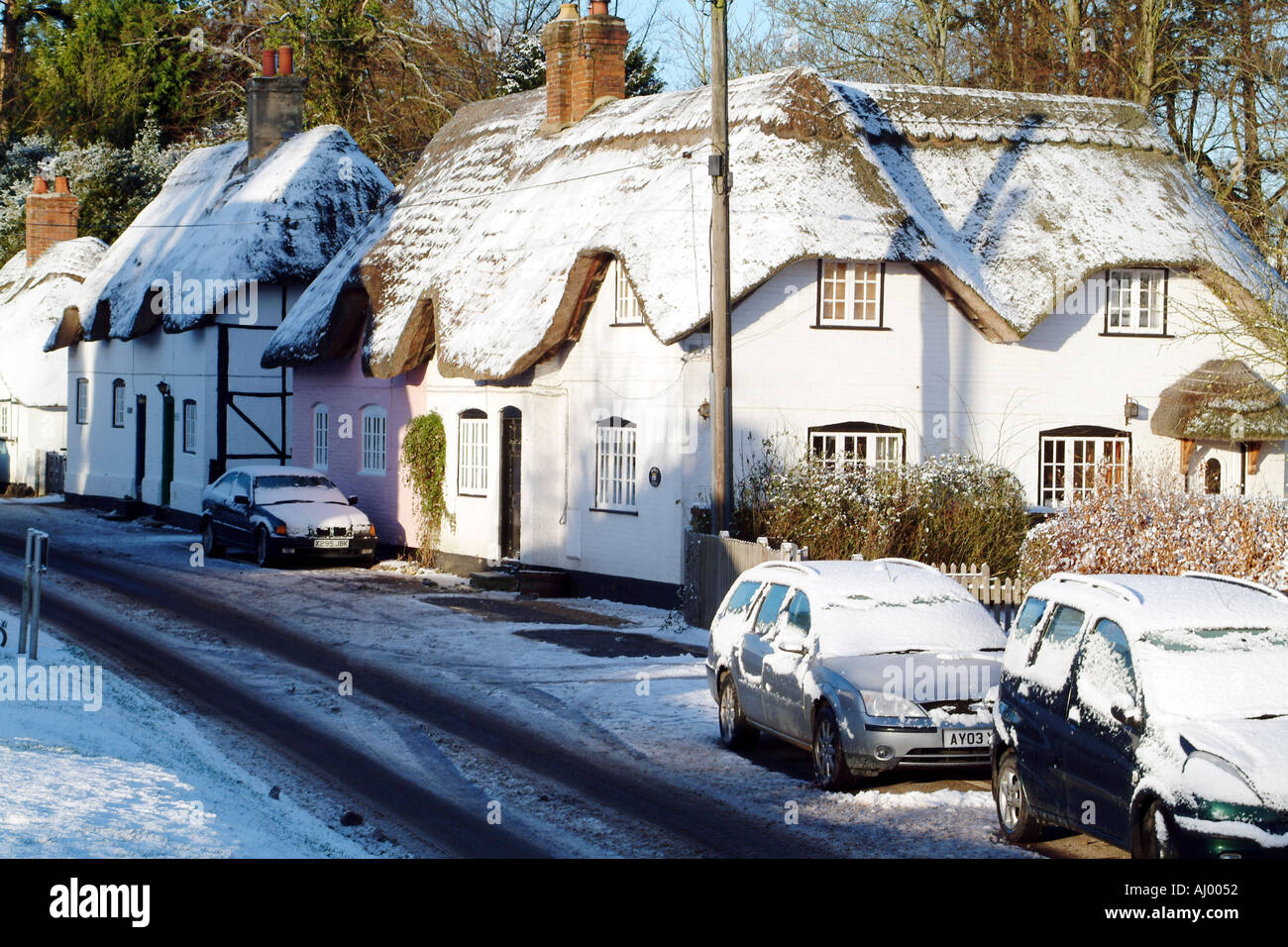 Hampshire snow scenes hi-res stock photography and images - Alamy