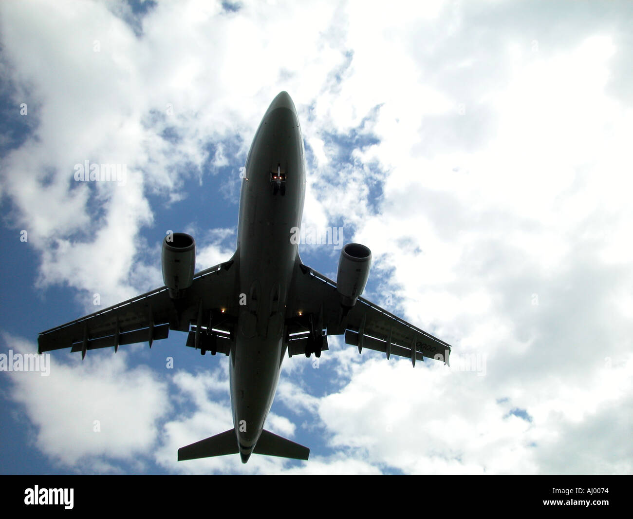 Aircraft landing at Heathrow Airport, London, England, UK Stock Photo ...