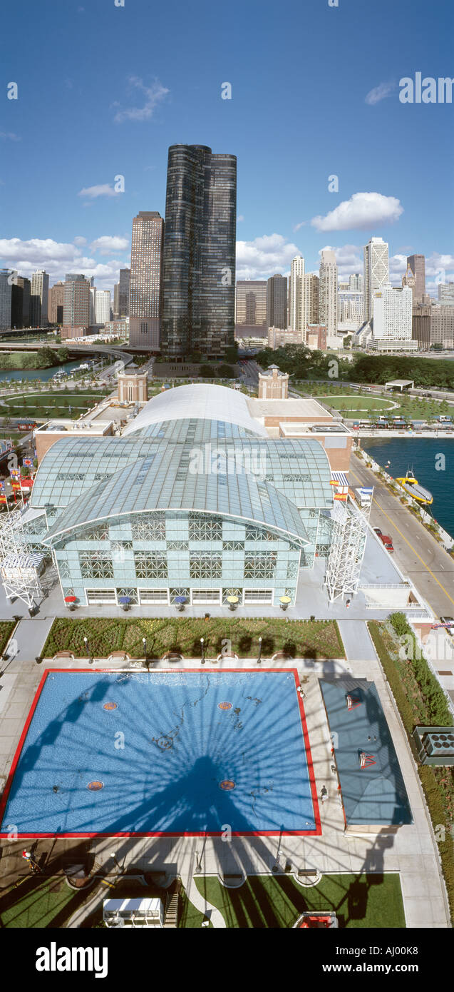 Human tower pool hi-res stock photography and images - Alamy