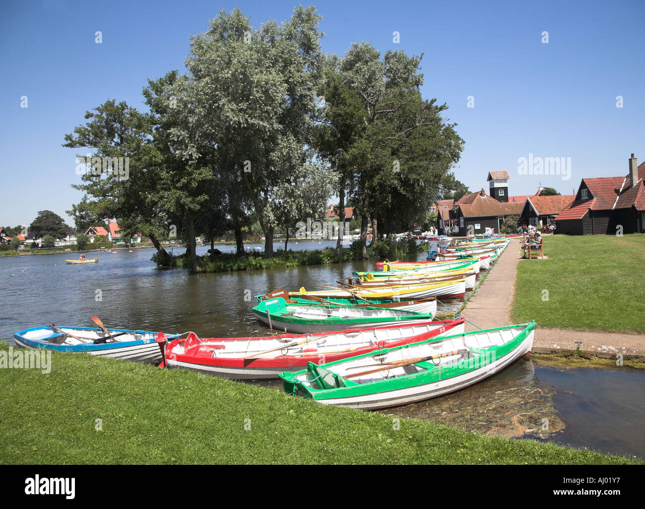 Rowing boats on the meare hi-res stock photography and images - Alamy