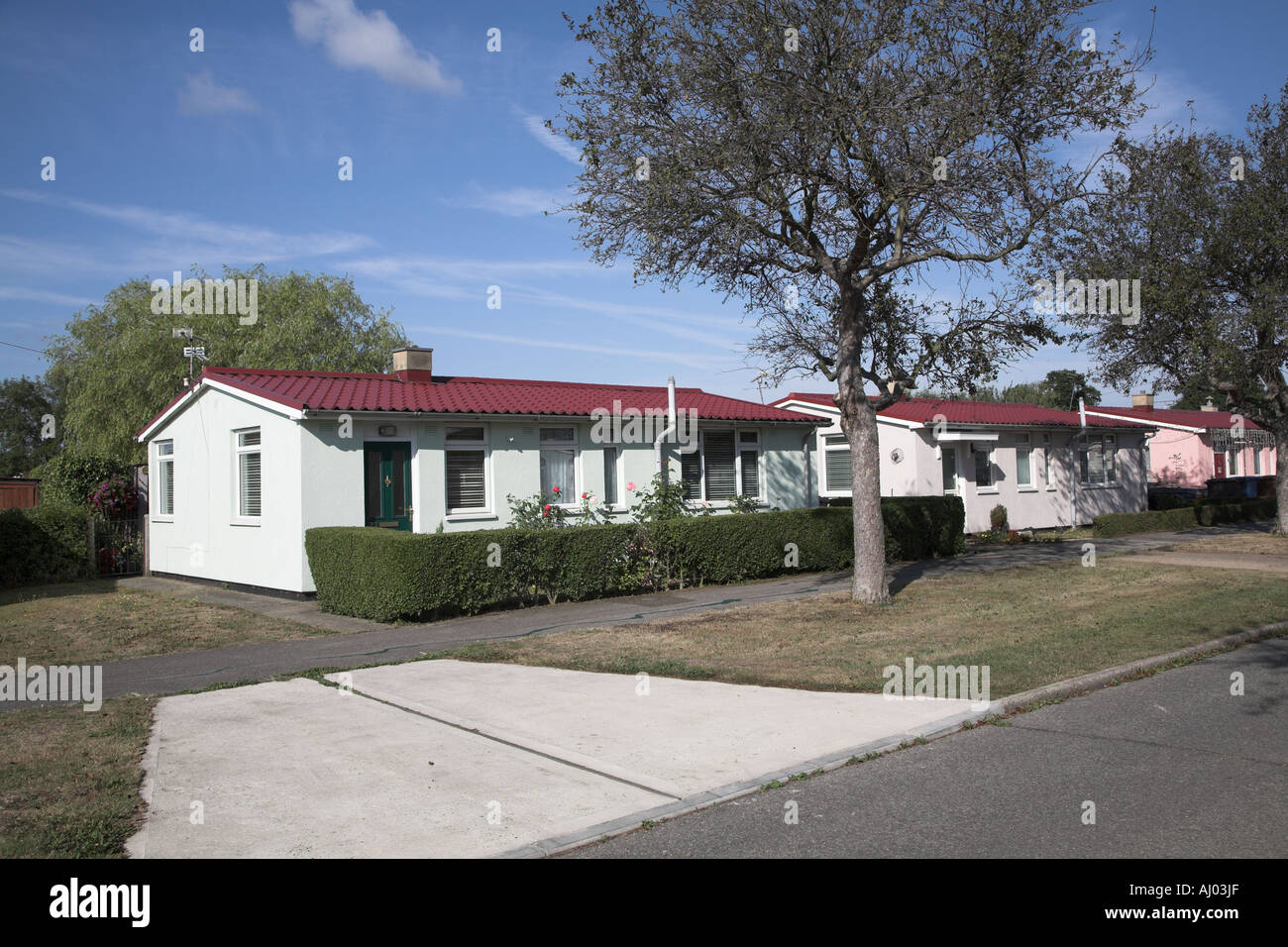 Pre war housing hi-res stock photography and images - Alamy