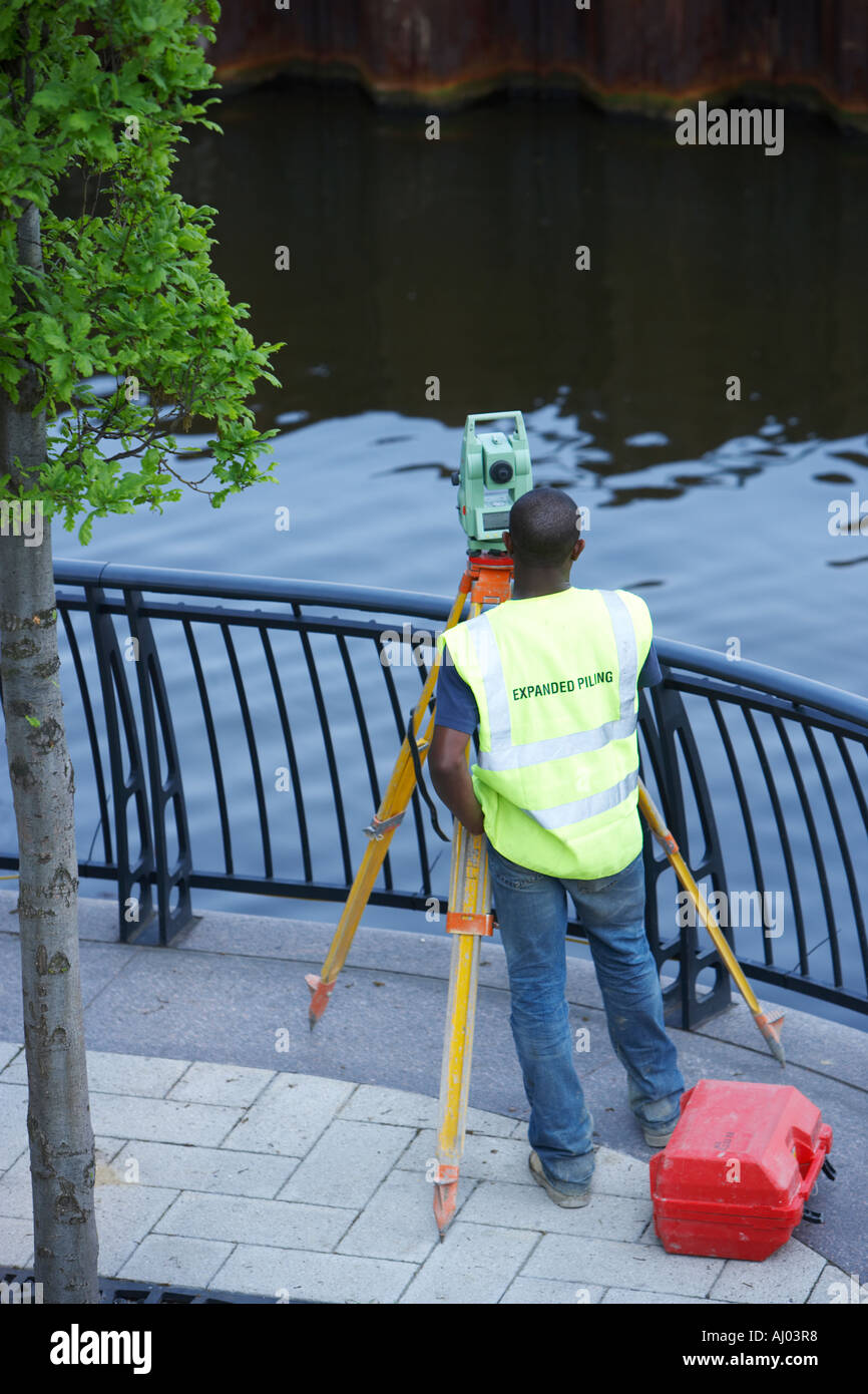 Working london dock hi-res stock photography and images - Alamy
