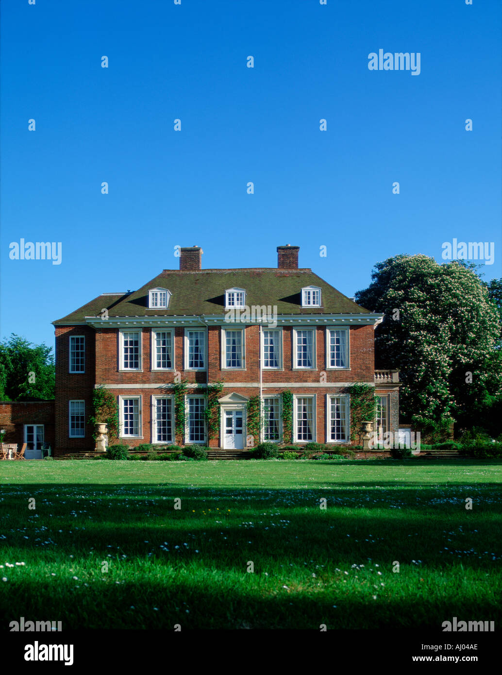 18th Century Country House High Resolution Stock Photography and Images ...