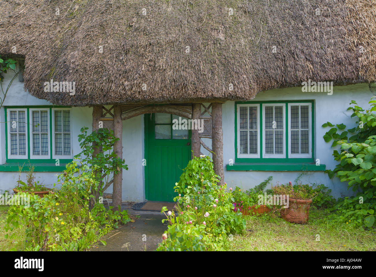 Thatched cottage Adare County Limerick Ireland Stock Photo - Alamy