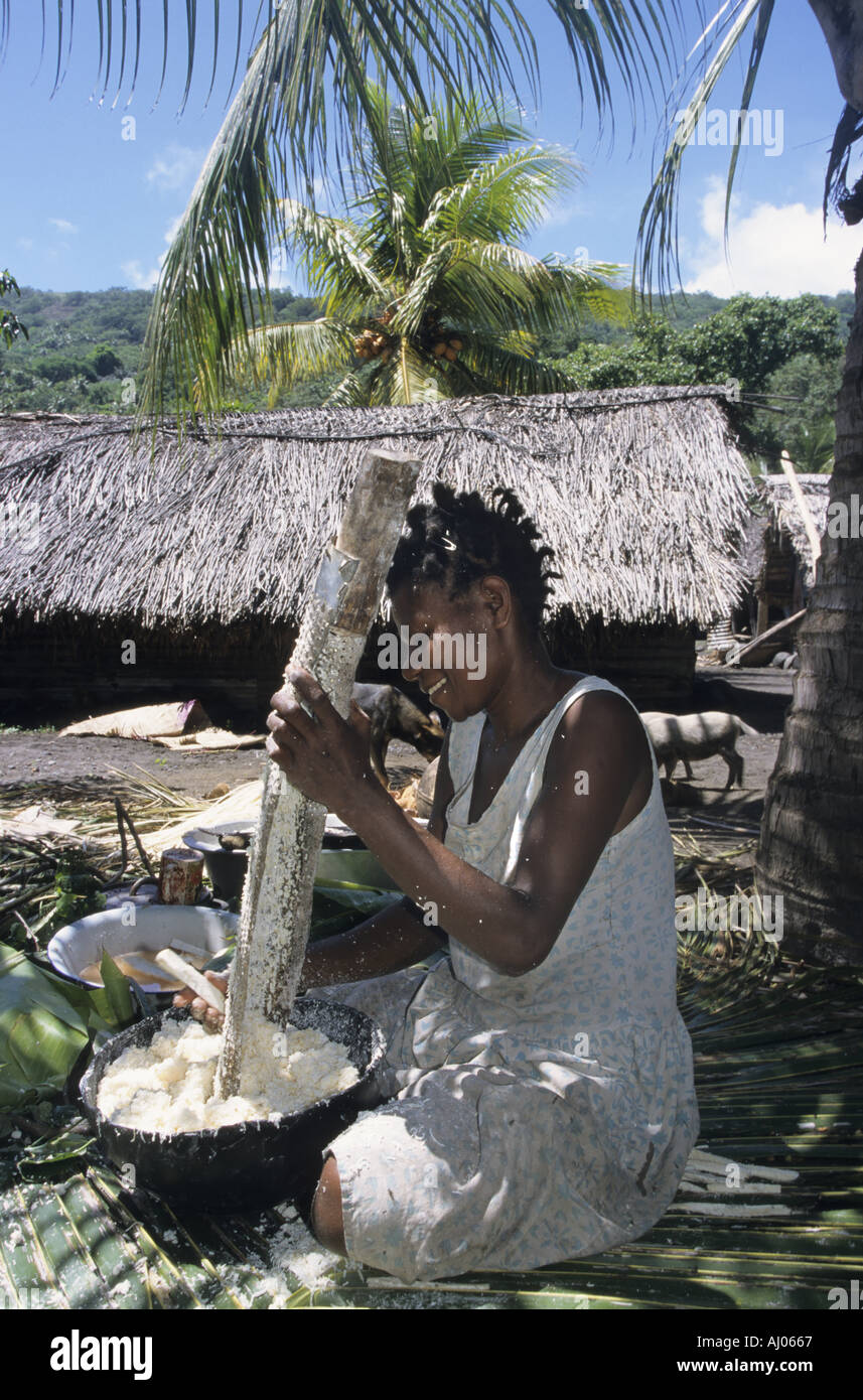 Vanuatu laplap food cooking hi-res stock photography and images - Alamy