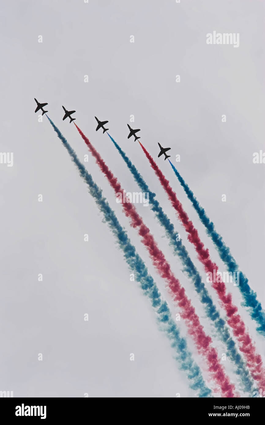 red arrows climbing loop Stock Photo - Alamy