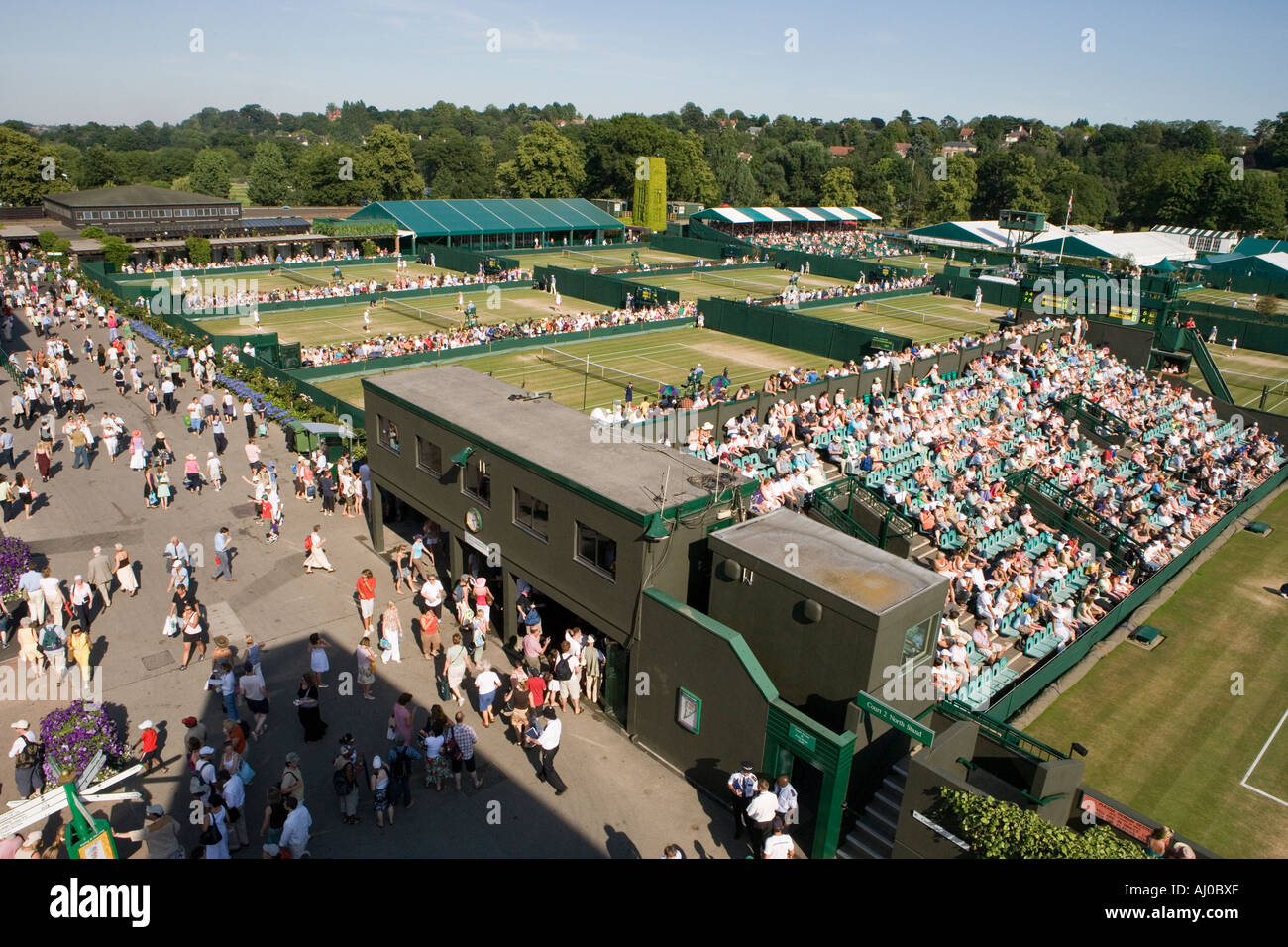 Wimbledon tennis courts aerial hi-res stock photography and images - Alamy