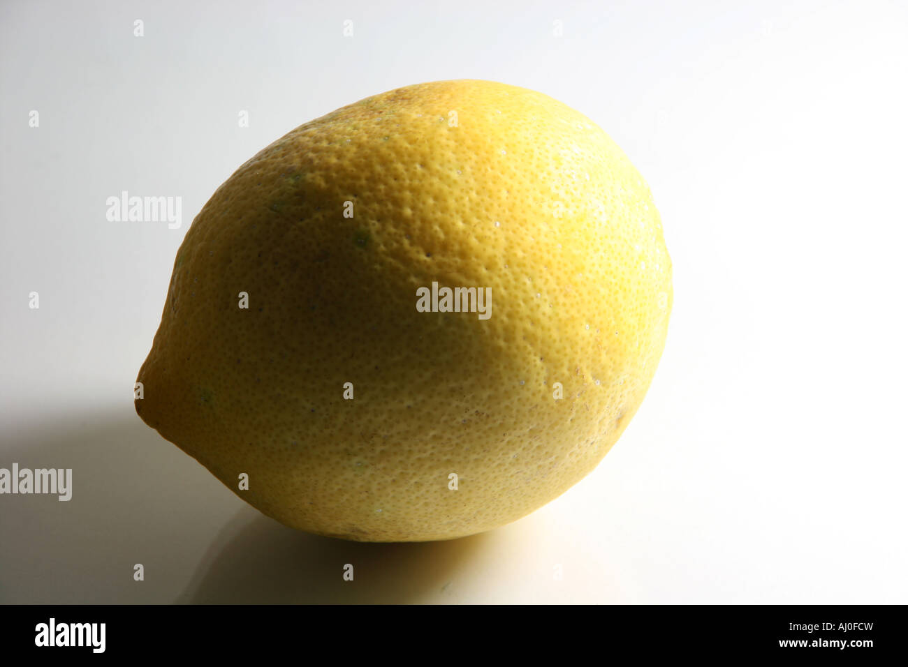 Lemon big and small hi-res stock photography and images - Alamy