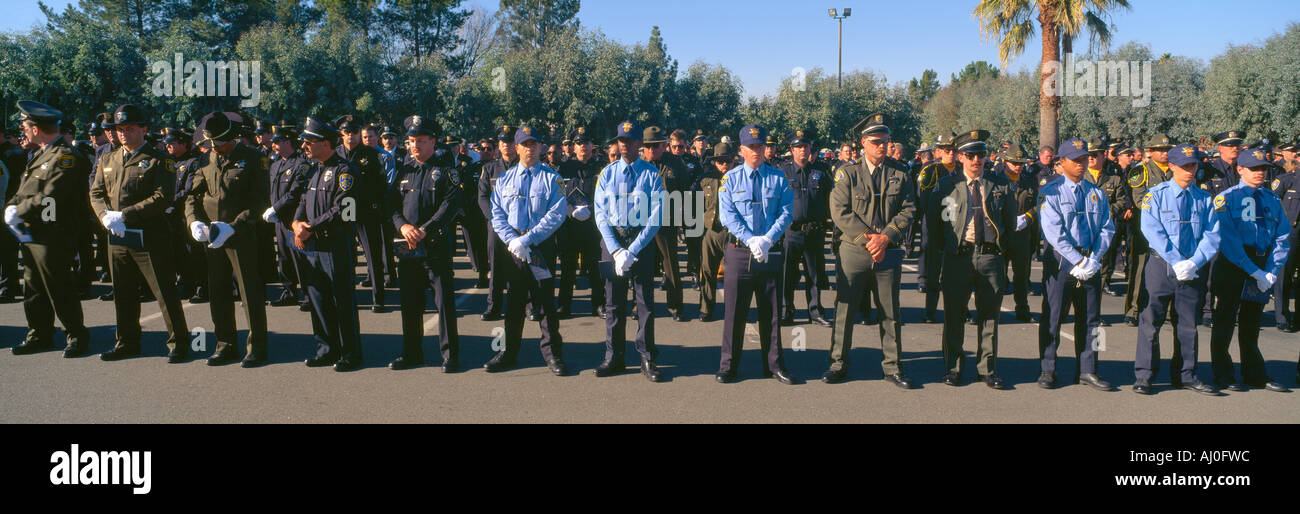 Sad police officer us hi-res stock photography and images - Alamy