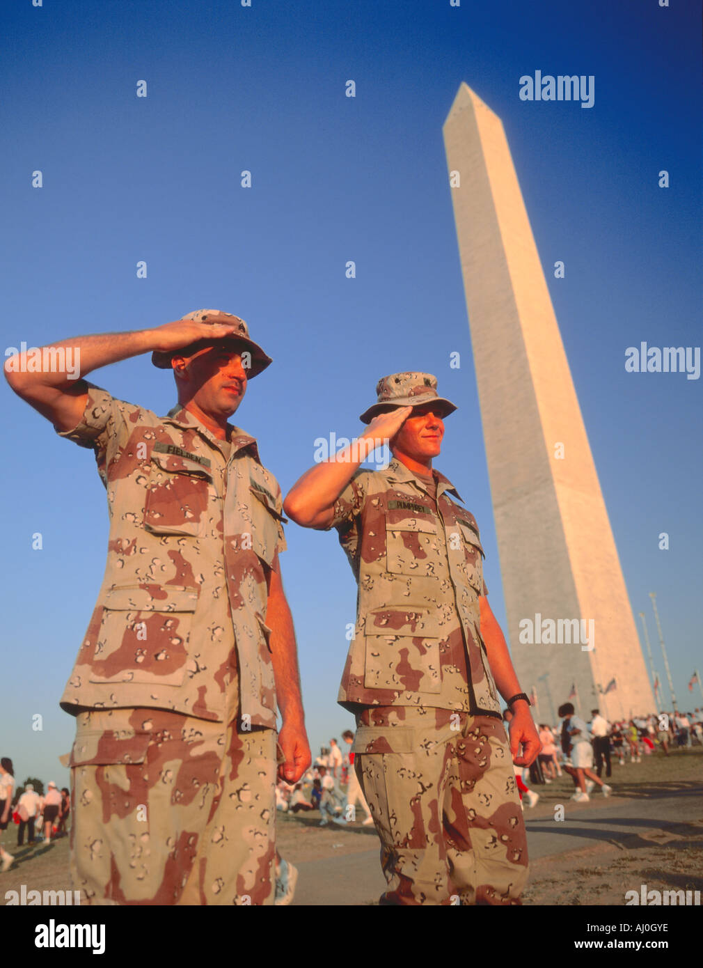 Desert storm victory parade hi-res stock photography and images - Alamy