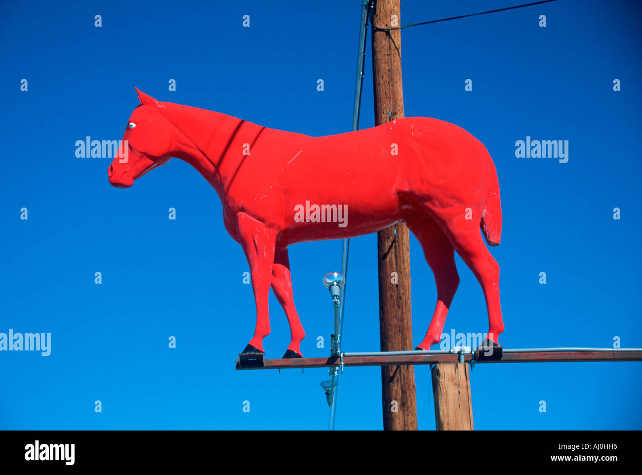 Red horse sculpture Route 395 CA Stock Photo - Alamy