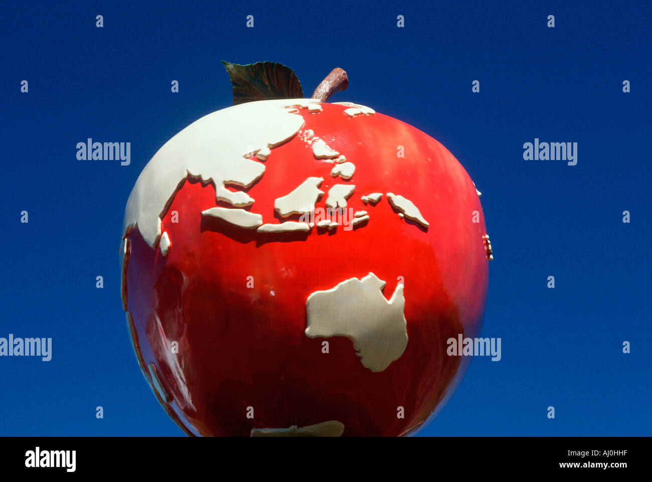 Giant roadside attraction hi-res stock photography and images - Alamy