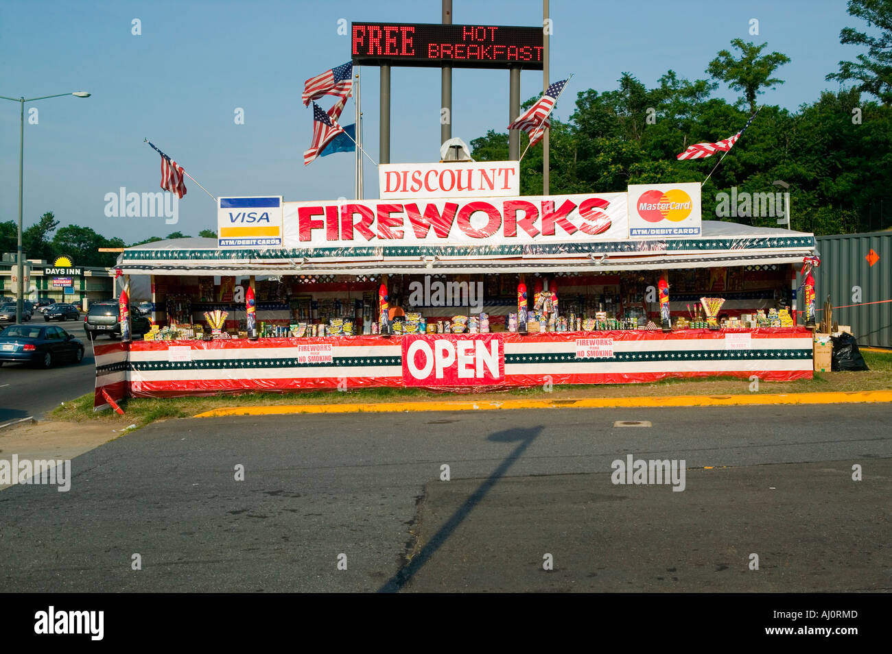 American fireworks stand hi-res stock photography and images - Alamy