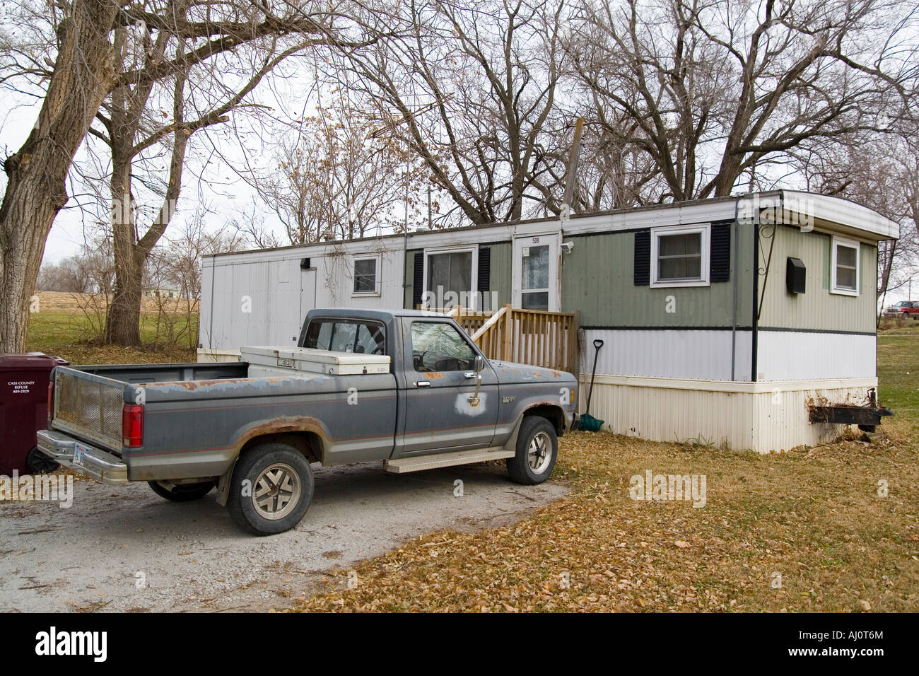 Trailer trash park hi-res stock photography and images - Alamy
