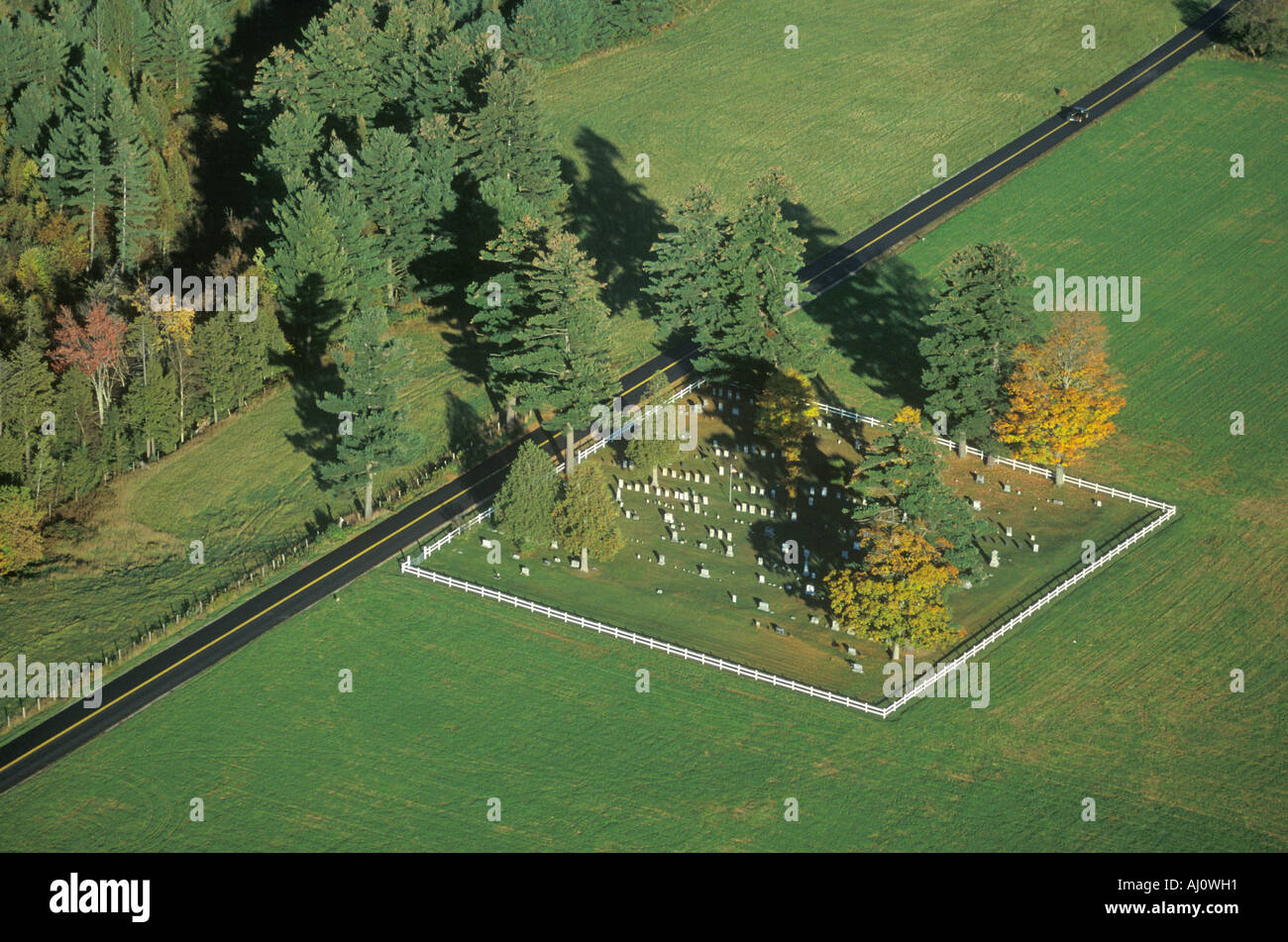 Rural burial site family hi-res stock photography and images - Alamy