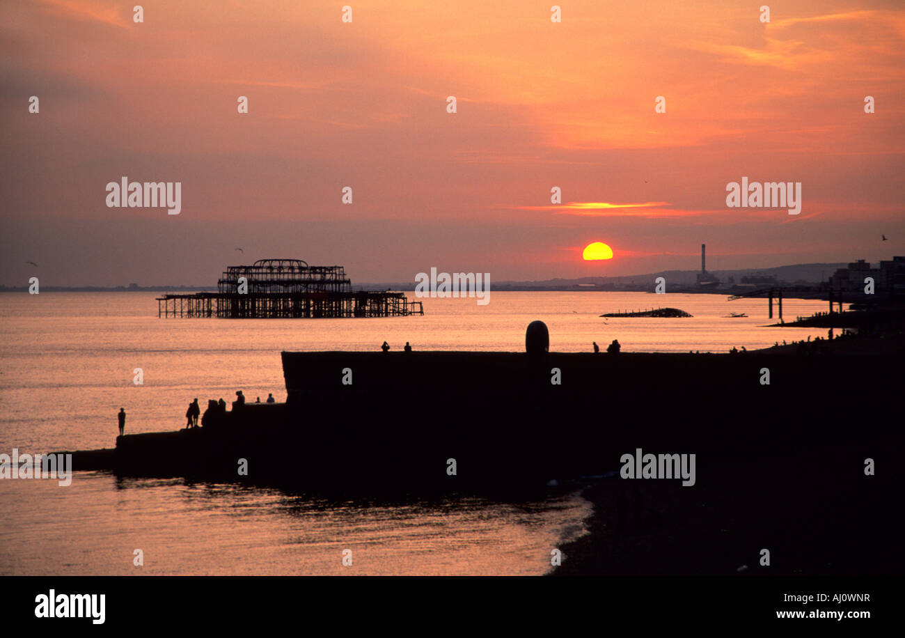 Sunset over Brighton seafront Stock Photo - Alamy