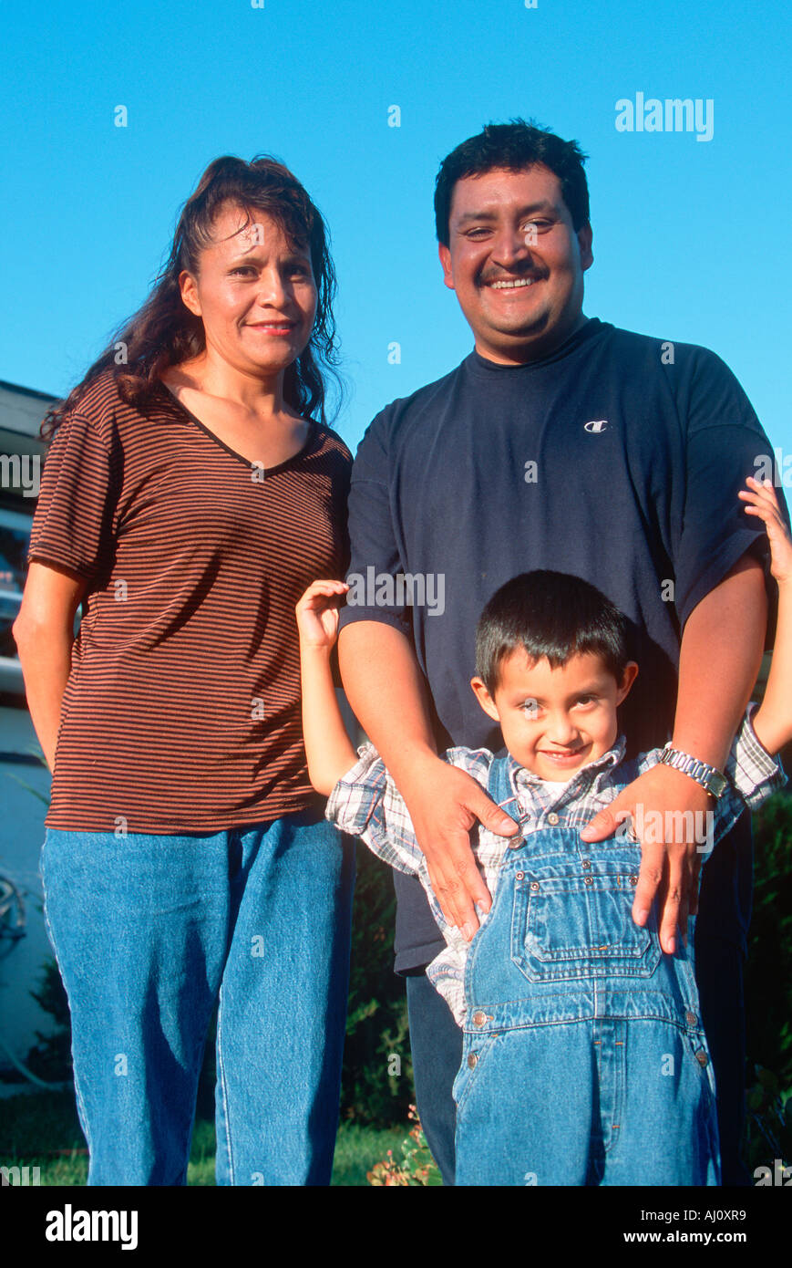 American immigrant family hi-res stock photography and images - Alamy