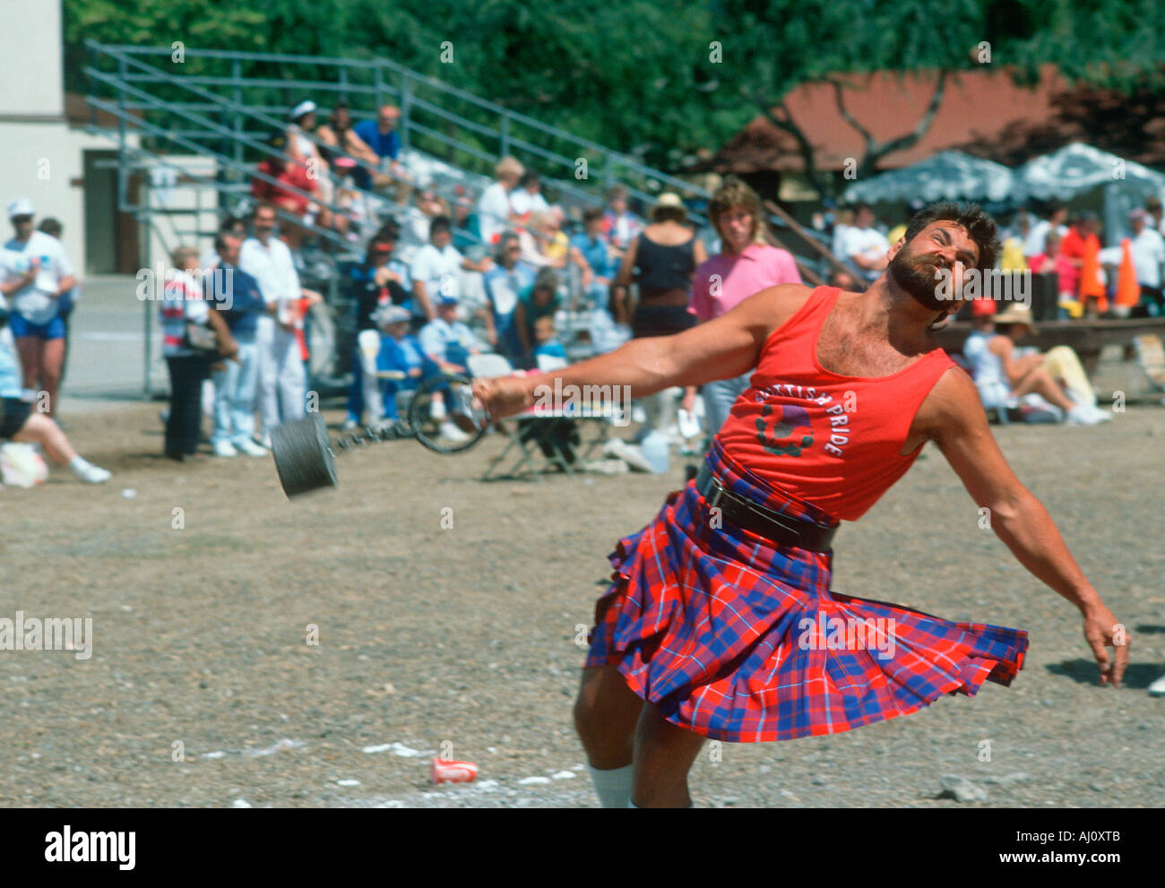 Scottish man kilt hi-res stock photography and images - Alamy